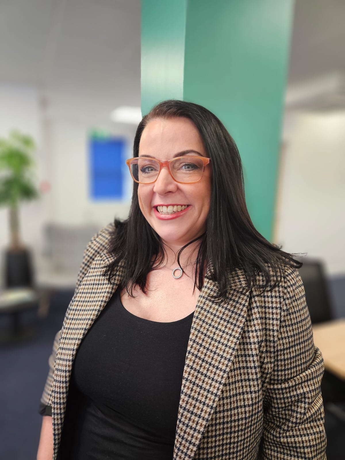 Jackie MacGregor | Certain Advantage