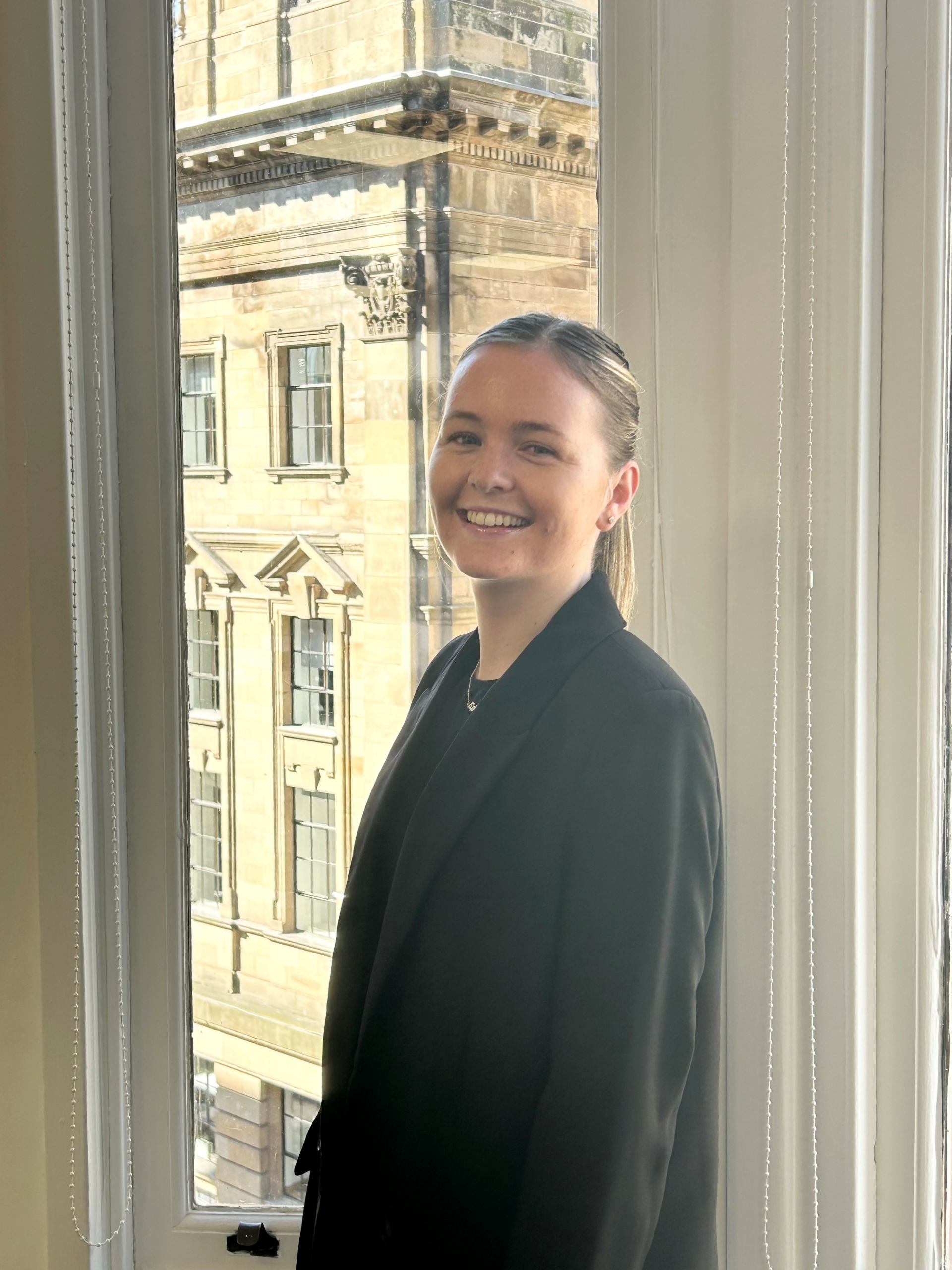 Rosie Hutcheon | Certain Advantage